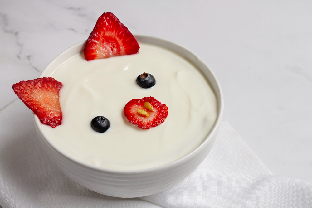 Eating Yogurt At Night Benefits And Drawbacks eating-yogurt-at-night-benefits-and-drawbacks